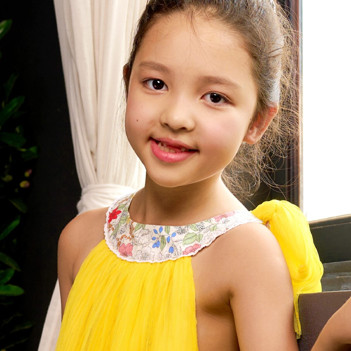 Robe Cérémonie Rose Fleurie Jaune | Fille 2-16 ans | La Faute à Voltaire